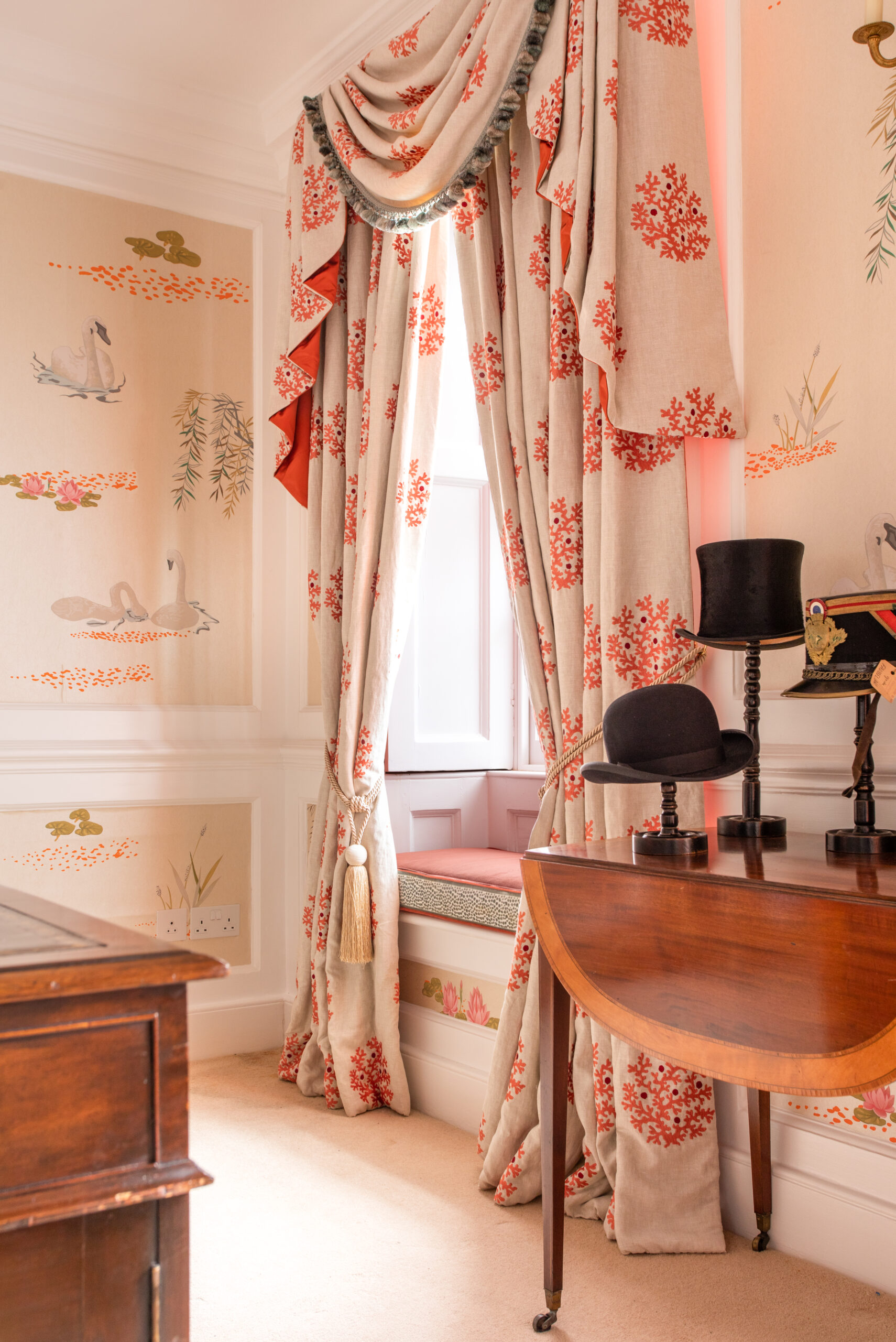Cornwall Manor House | Kia Designs - Residential Interior Designer